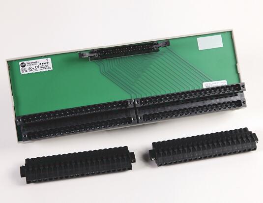 Allen Bradley 1492-RIFM40F Device