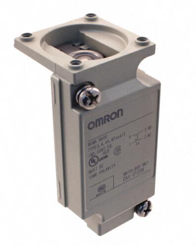 OMRON E3XHD412M Sensor